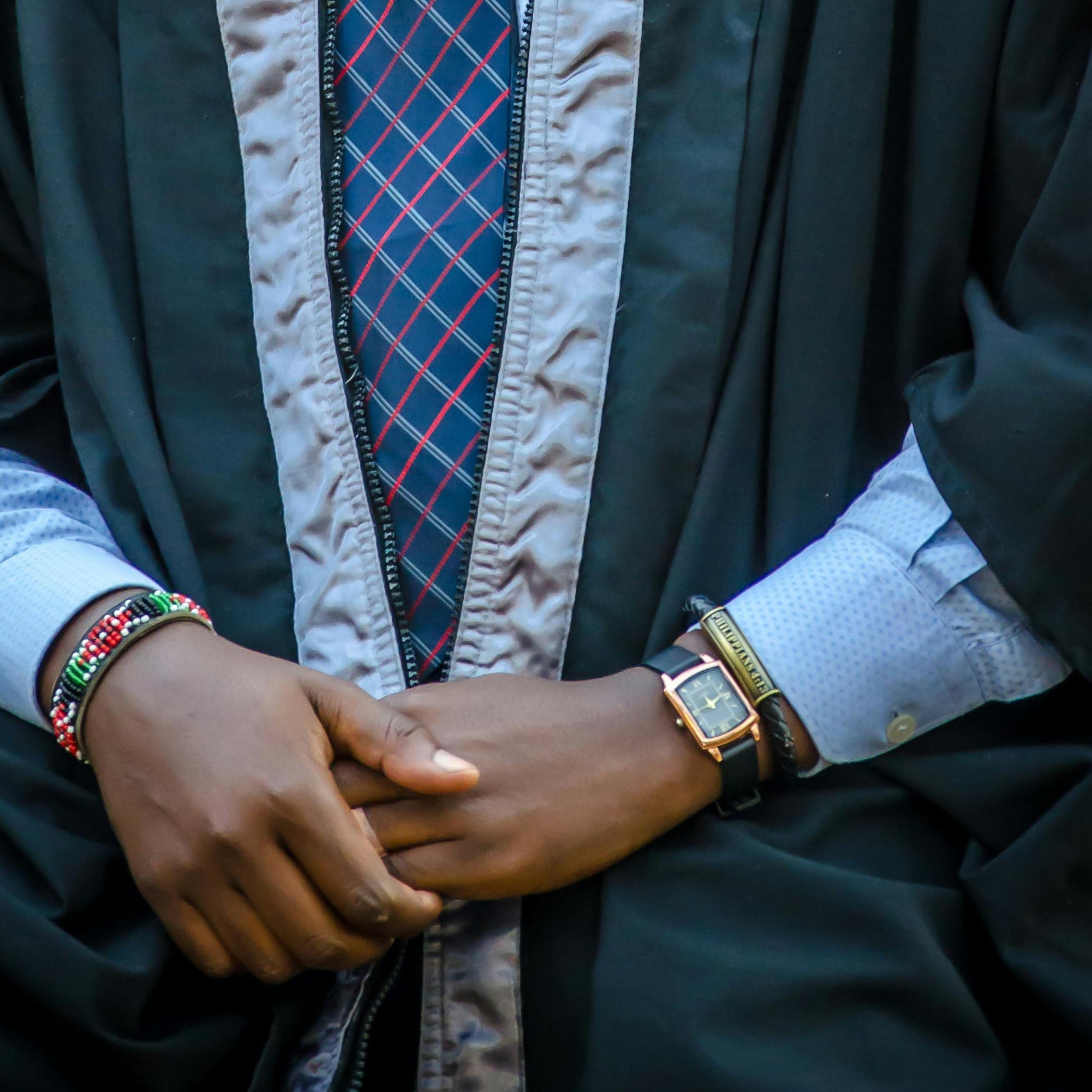 Graduation – Diamond Hut Jewelers